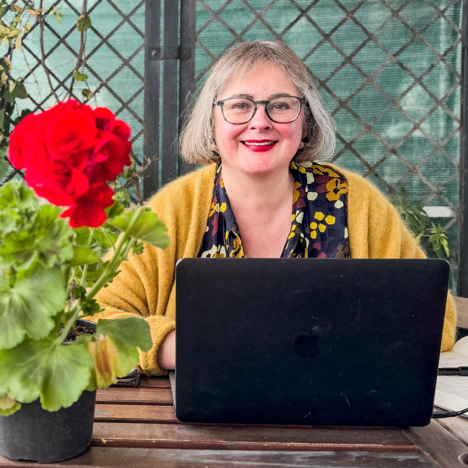 How I worked from Naples for a month | Snapdragon Life